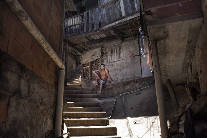 Dicionário de Favelas – Morro de Santa Marta – Icônica